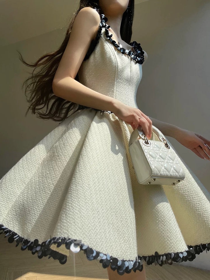 NEW ARRIVALS – The Lunaria